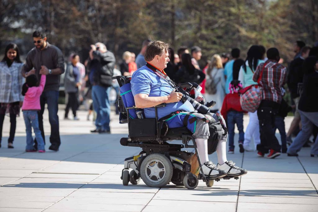 Elektrisk Rullestol i Norge: typer, kostnader og funksjoner